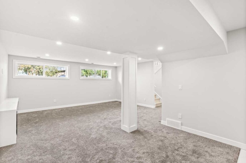 9427 Academy DR SE | loomahomes.ca